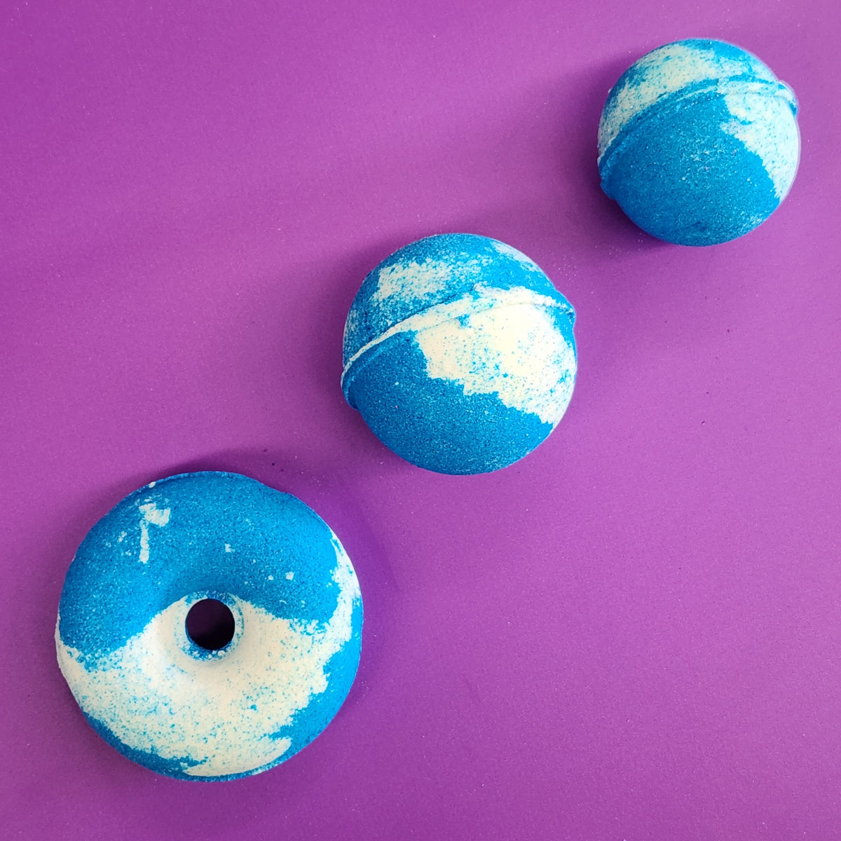 Hand Made Bath Bombs & Bath Crumbles - The Scent Lab